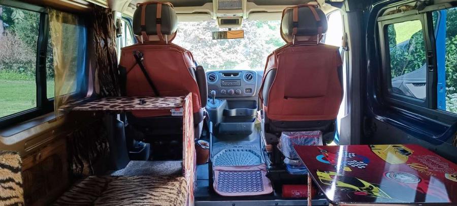 Zils Renault Master 2018 Širvintos, ar dzinēja tilpumu 2.30 L un nobraukumu 130 tūkst. km par 9000 €, foto 12 vietnē AUTOMOTO.COM.LV