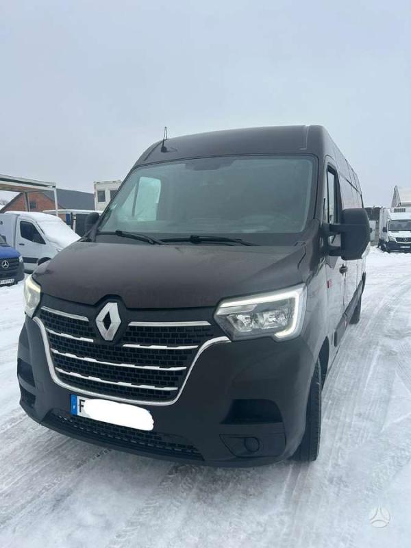Brown Renault Master 2020 in Kaunas, with an engine capacity of 2.30 L and mileage of 220 thousand km for 9350 €, photo 1 on AUTOMOTO.COM.LV