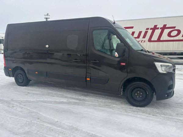 Brown Renault Master 2020 in Kaunas, with an engine capacity of 2.30 L and mileage of 220 thousand km for 9350 €, photo 3 on AUTOMOTO.COM.LV