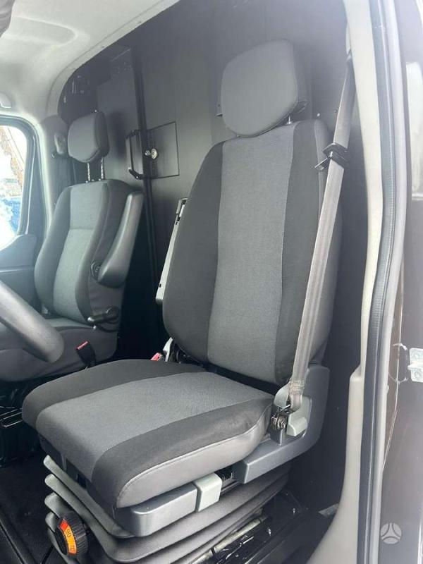 Brūns Renault Master 2020 Kauņa, ar dzinēja tilpumu 2.30 L un nobraukumu 220 tūkst. km par 9350 €, foto 11 vietnē AUTOMOTO.COM.LV