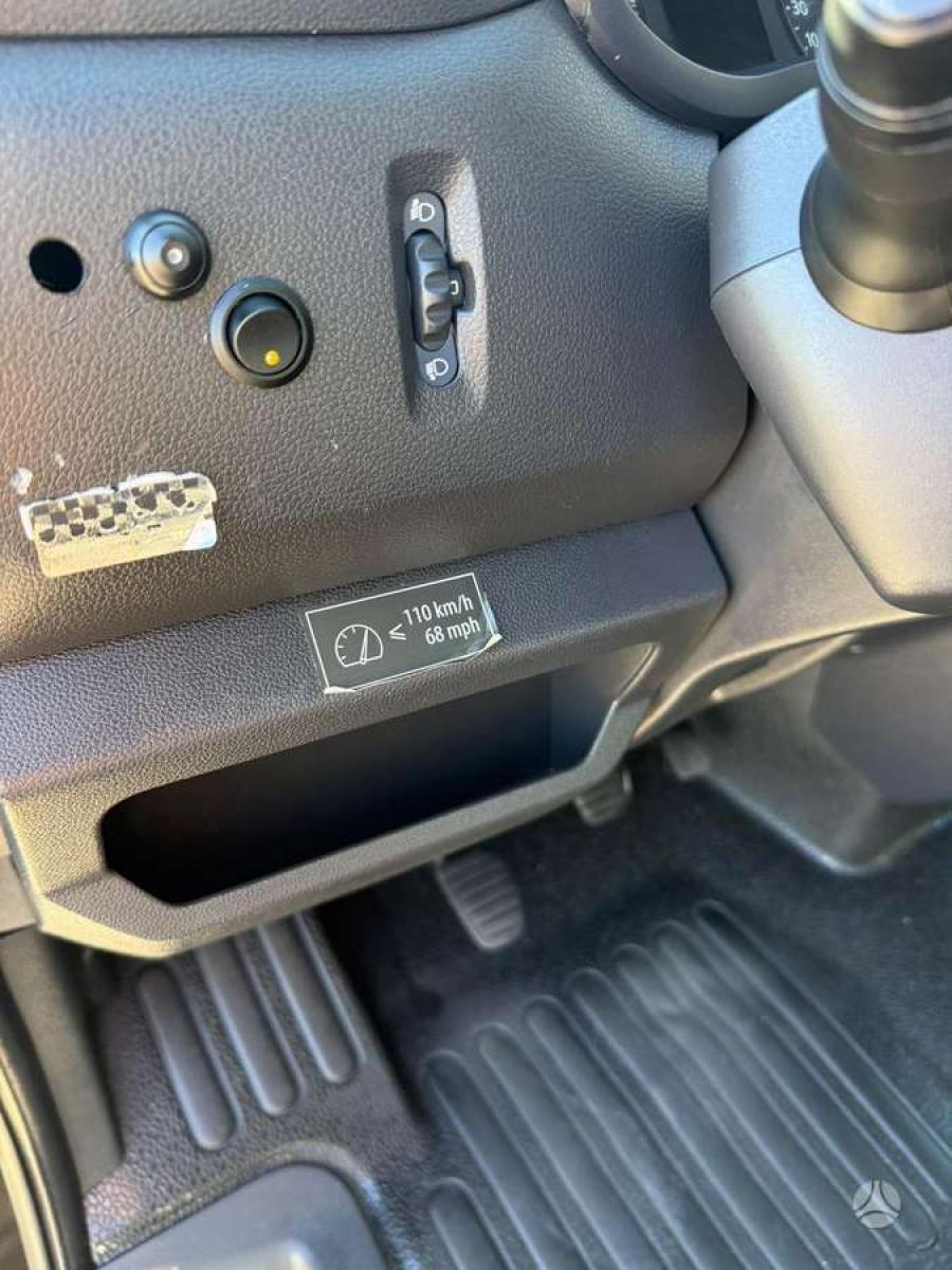 Brūns Renault Master 2020 Kauņa, ar dzinēja tilpumu 2.30 L un nobraukumu 242 tūkst. km par 6800 €, foto 8 vietnē AUTOMOTO.COM.LV