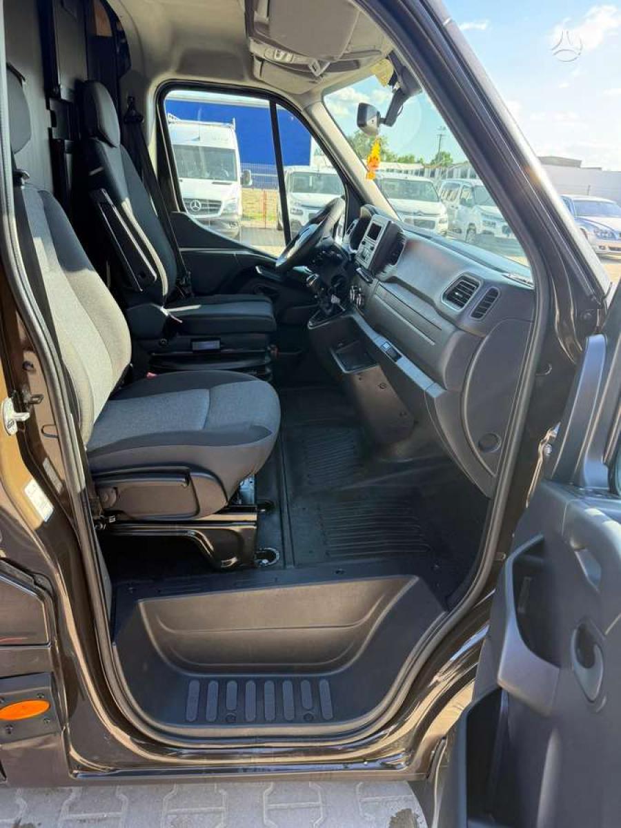 Brūns Renault Master 2020 Kauņa, ar dzinēja tilpumu 2.30 L un nobraukumu 242 tūkst. km par 6800 €, foto 14 vietnē AUTOMOTO.COM.LV