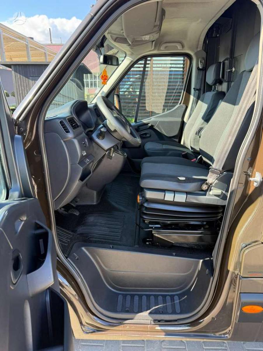 Brūns Renault Master 2020 Kauņa, ar dzinēja tilpumu 2.30 L un nobraukumu 242 tūkst. km par 6800 €, foto 15 vietnē AUTOMOTO.COM.LV