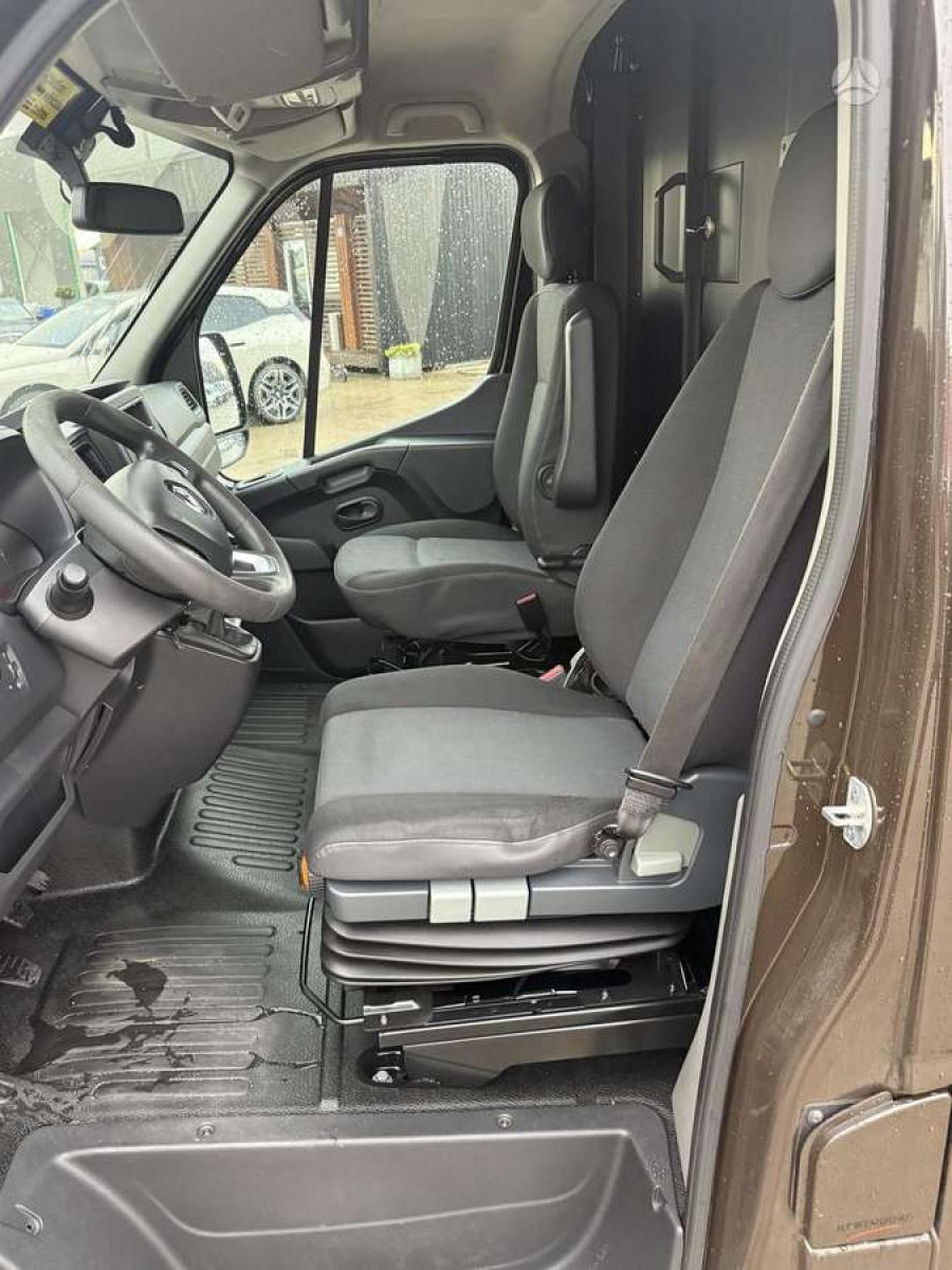 Brūns Renault Master 2020 Kauņa, ar dzinēja tilpumu 2.30 L un nobraukumu 189 tūkst. km par 7650 €, foto 11 vietnē AUTOMOTO.COM.LV