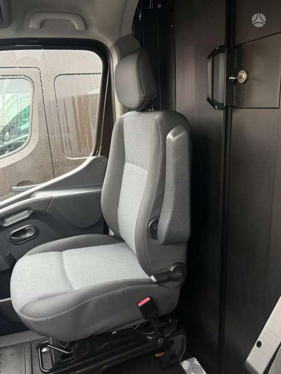 Brūns Renault Master 2020 Kauņa, ar dzinēja tilpumu 2.30 L un nobraukumu 189 tūkst. km par 7650 €, foto 12 vietnē AUTOMOTO.COM.LV