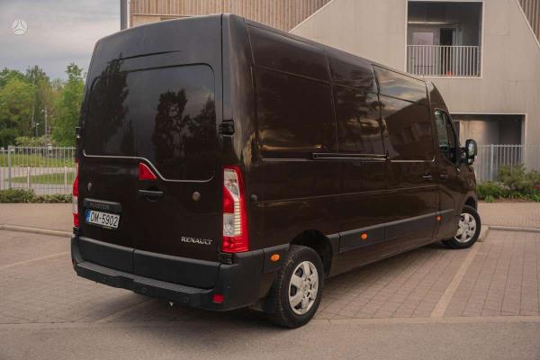 Brown Renault Master 2020 in Riga, with an engine capacity of 2.30 L and mileage of 244 thousand km for 13990 €, photo 7 on AUTOMOTO.COM.LV