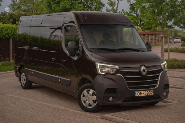 Brown Renault Master 2020 in Riga, with an engine capacity of 2.30 L and mileage of 244 thousand km for 13990 €, photo 8 on AUTOMOTO.COM.LV