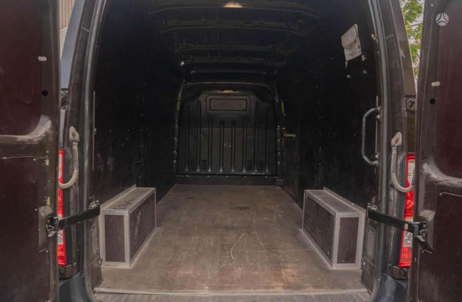 Brown Renault Master 2020 in Riga, with an engine capacity of 2.30 L and mileage of 244 thousand km for 13990 €, photo 25 on AUTOMOTO.COM.LV