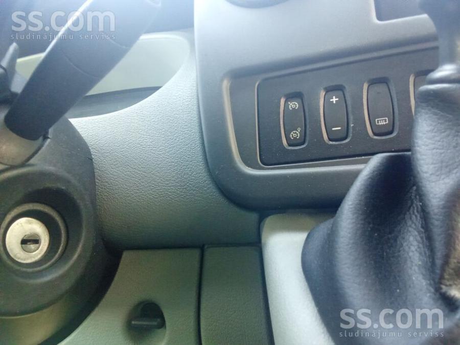 Brown Renault Master 2008 in Riga, with an engine capacity of 2.50 L and mileage of 391 thousand km for 4000 €, photo 5 on AUTOMOTO.COM.LV