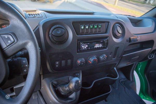 Green Renault Master 2015 in Kaunas, with an engine capacity of 2.30 L and mileage of 73 thousand km for 15500 €, photo 11 on AUTOMOTO.COM.LV