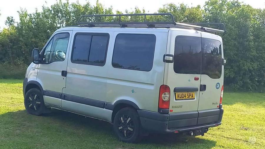 Grey Renault Master 2004 in Vilnius, with an engine capacity of 2.46 L and mileage of 665 thousand km for 3499 €, photo 8 on AUTOMOTO.COM.LV
