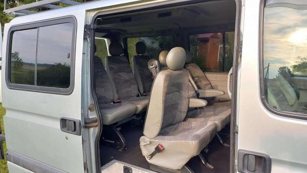 Renault Master 2004 in Vilnius on AUTOMOTO.COM.LV Grey Renault Master 2004 in Vilnius, with an engine capacity of 2.46 L and mileage of 665 thousand km for 3499 €, photo 11 on AUTOMOTO.COM.LV