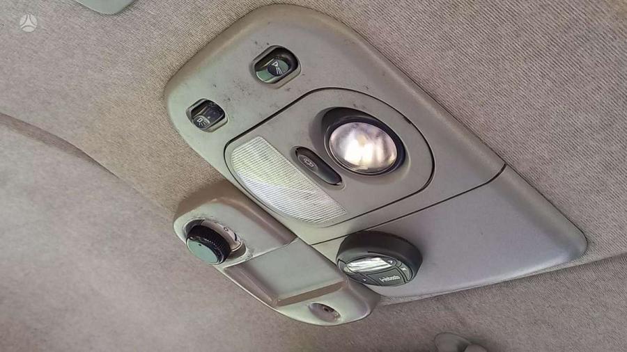 Grey Renault Master 2004 in Vilnius, with an engine capacity of 2.46 L and mileage of 665 thousand km for 3499 €, photo 12 on AUTOMOTO.COM.LV