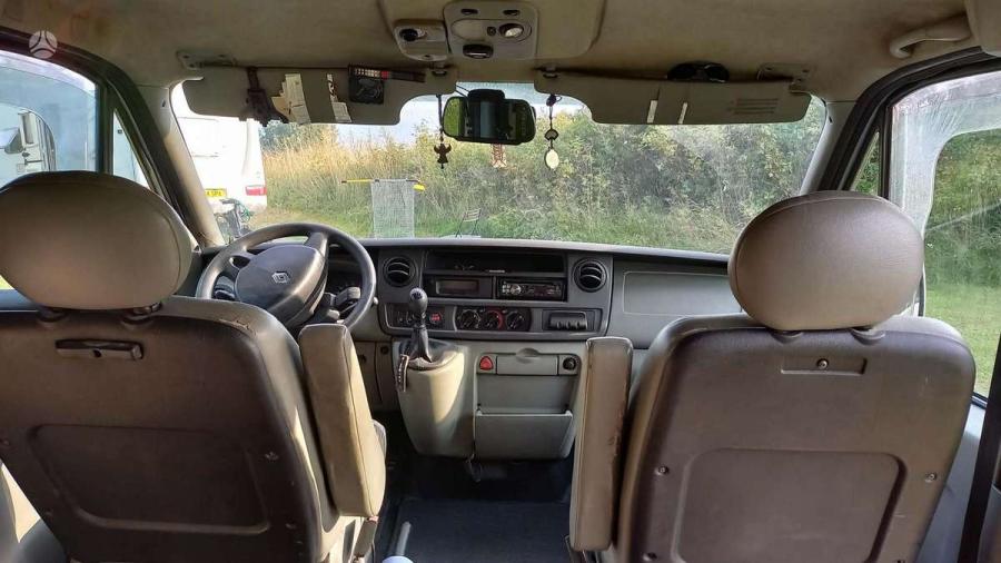 Grey Renault Master 2004 in Vilnius, with an engine capacity of 2.46 L and mileage of 665 thousand km for 3499 €, photo 15 on AUTOMOTO.COM.LV