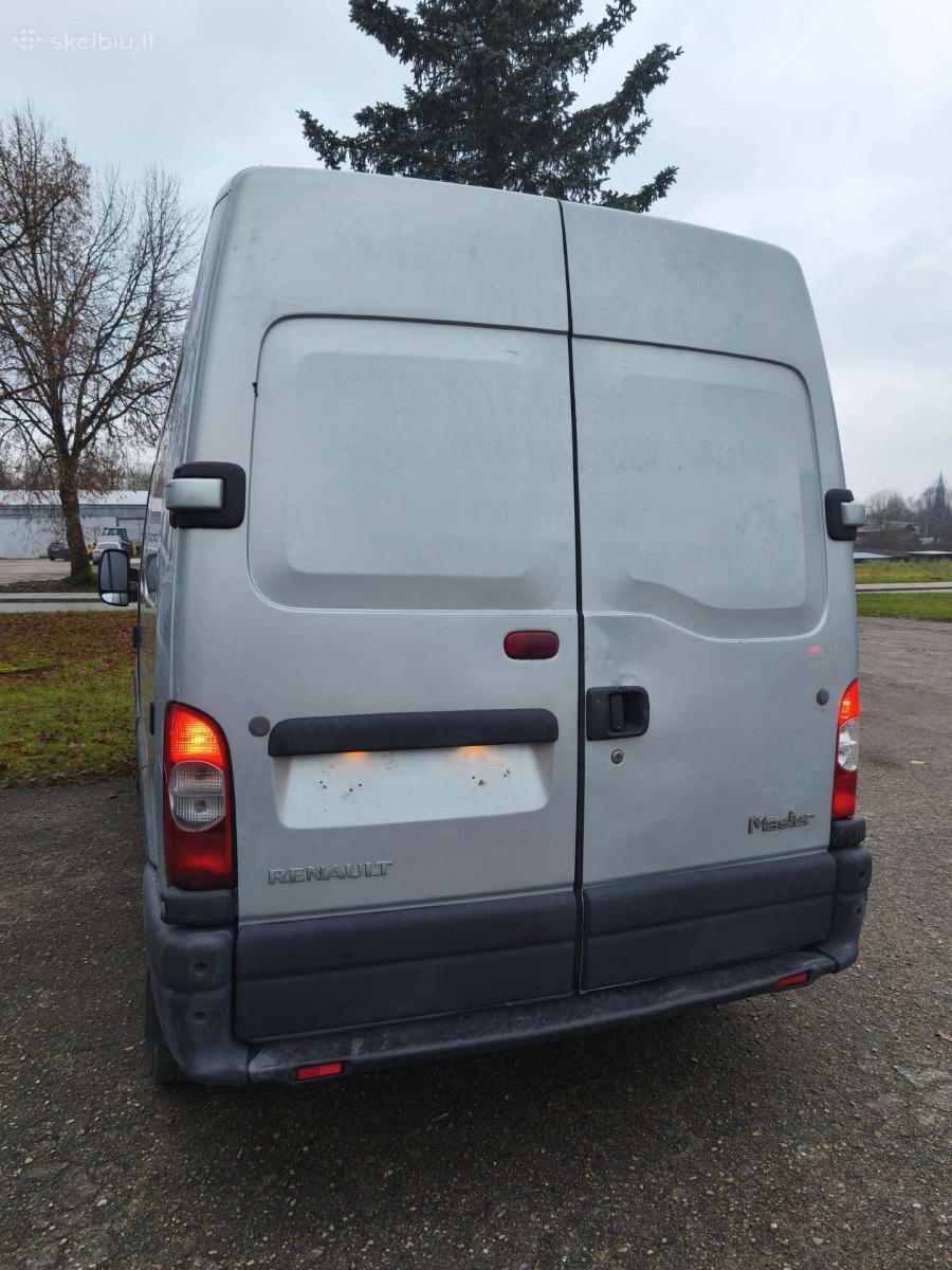 Grey Renault Master 2007 in Silale, with an engine capacity of 2.50 L and mileage of 132 thousand km for 5600 €, photo 3 on AUTOMOTO.COM.LV