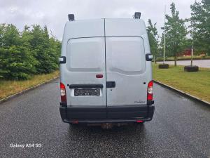 Grey Renault Master 2007 in Taurage, with an engine capacity of 2.50 L and mileage of 328 thousand km for 3300 €, photo 4 on AUTOMOTO.COM.LV