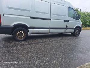 Grey Renault Master 2007 in Taurage, with an engine capacity of 2.50 L and mileage of 328 thousand km for 3300 €, photo 7 on AUTOMOTO.COM.LV