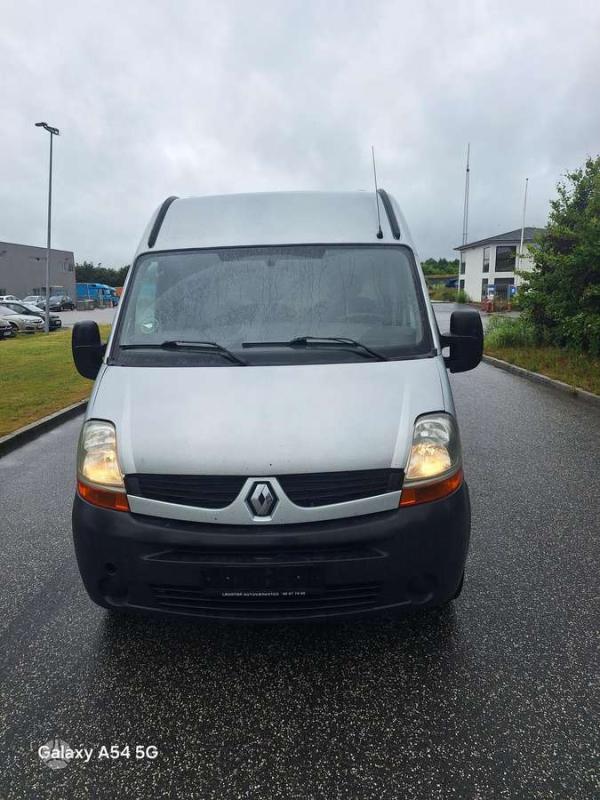 Grey Renault Master 2007 in Taurage, with an engine capacity of 2.50 L and mileage of 328 thousand km for 3300 €, photo 7 on AUTOMOTO.COM.LV