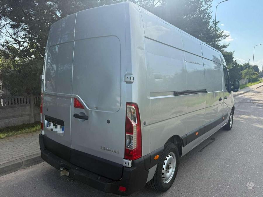 Pelēks Renault Master 2010 Tauragė, ar dzinēja tilpumu 2.30 L un nobraukumu 310 tūkst. km par 5850 €, foto 5 vietnē AUTOMOTO.COM.LV