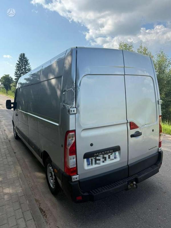 Pelēks Renault Master 2010 Tauragė, ar dzinēja tilpumu 2.30 L un nobraukumu 310 tūkst. km par 5850 €, foto 5 vietnē AUTOMOTO.COM.LV