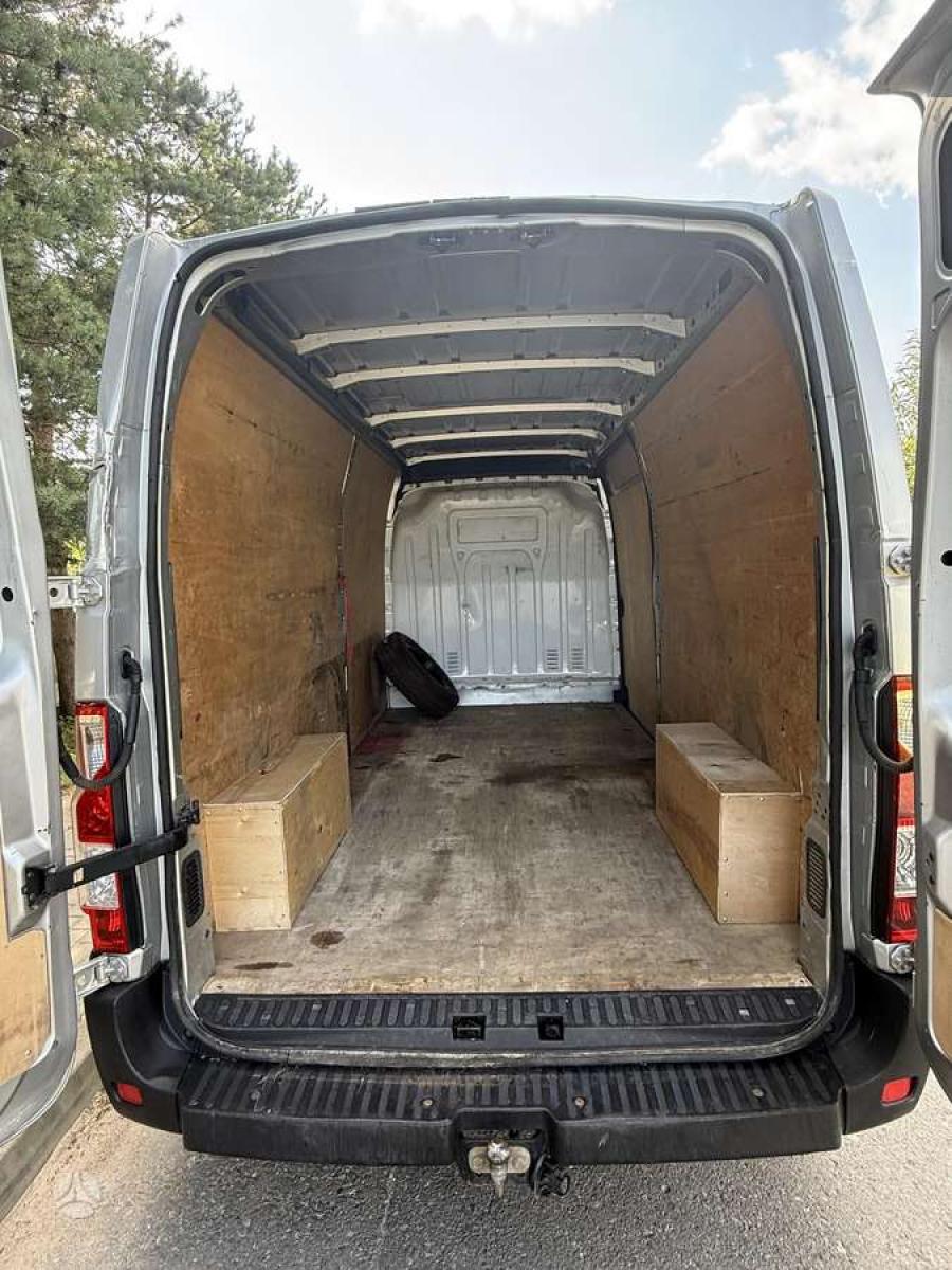 Pelēks Renault Master 2010 Tauragė, ar dzinēja tilpumu 2.30 L un nobraukumu 310 tūkst. km par 5850 €, foto 7 vietnē AUTOMOTO.COM.LV
