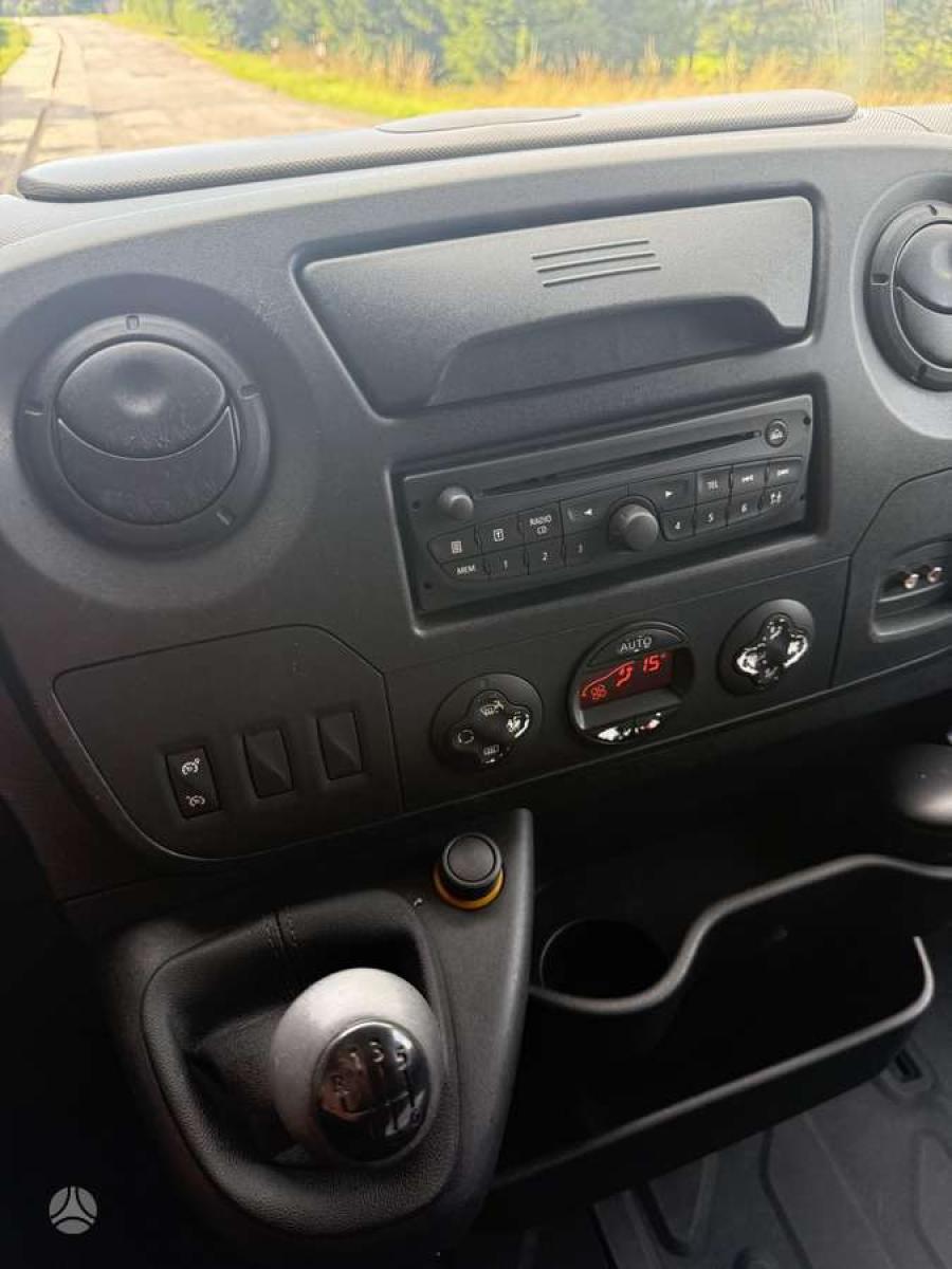 Pelēks Renault Master 2010 Tauragė, ar dzinēja tilpumu 2.30 L un nobraukumu 310 tūkst. km par 5850 €, foto 12 vietnē AUTOMOTO.COM.LV