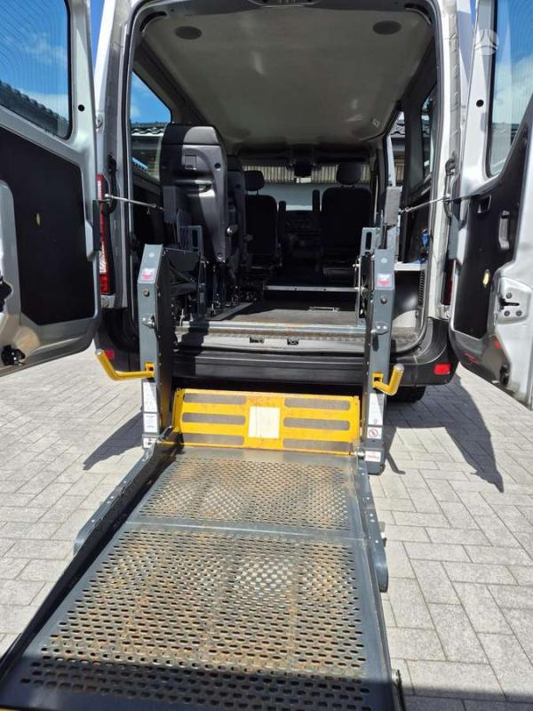 Pelēks Renault Master 2015 Klaipėda, ar dzinēja tilpumu 2.30 L un nobraukumu 207 tūkst. km par 8900 €, foto 3 vietnē AUTOMOTO.COM.LV