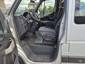 Grey Renault Master 2015 in Klaipeda, with an engine capacity of 2.30 L and mileage of 207 thousand km for 8900 €, photo 15 on AUTOMOTO.COM.LV