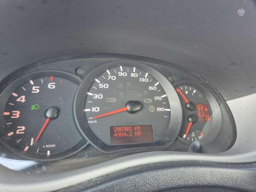 Grey Renault Master 2015 in Klaipeda, with an engine capacity of 2.30 L and mileage of 207 thousand km for 8900 €, photo 18 on AUTOMOTO.COM.LV