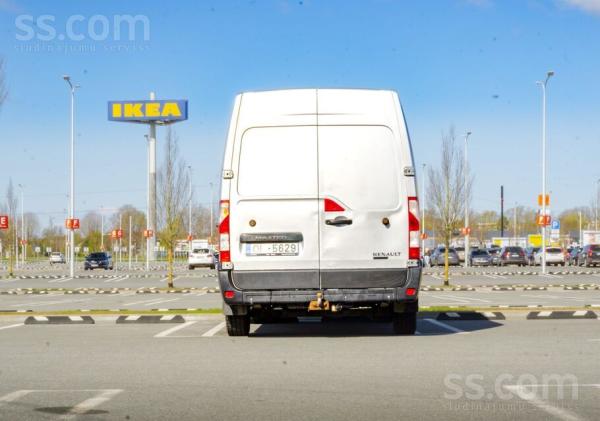 Grey Renault Master 2015 in Riga, with an engine capacity of 2.30 L and mileage of 253 thousand km for 6690 €, photo 7 on AUTOMOTO.COM.LV