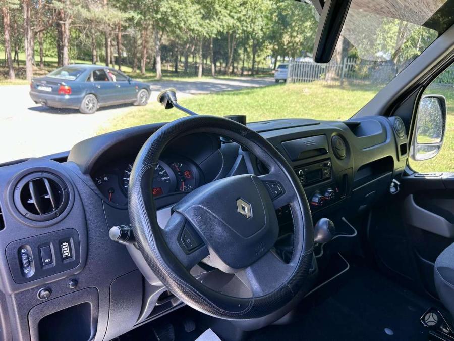 Pelēks Renault Master 2018 Mažeikiai, ar dzinēja tilpumu 2.30 L un nobraukumu 601 tūkst. km par 7500 €, foto 8 vietnē AUTOMOTO.COM.LV