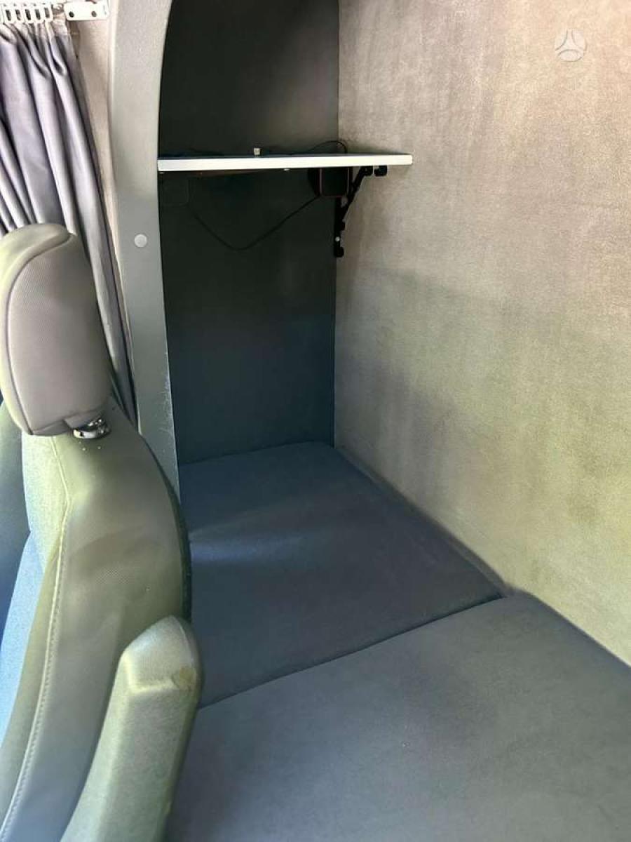 Pelēks Renault Master 2018 Mažeikiai, ar dzinēja tilpumu 2.30 L un nobraukumu 601 tūkst. km par 7500 €, foto 9 vietnē AUTOMOTO.COM.LV