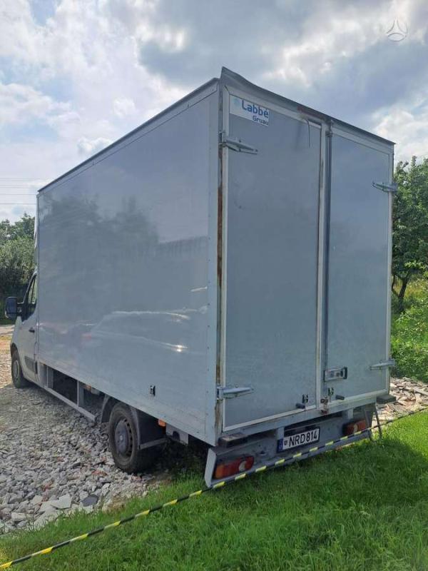 Grey Renault Master 2018 in Vilnius, with an engine capacity of 2.30 L and mileage of 3 thousand km for 7100 €, photo 3 on AUTOMOTO.COM.LV