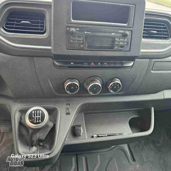 Grey Renault Master 2021 in Kaunas, with an engine capacity of 2.30 L and mileage of 380 thousand km for 8000 €, photo 7 on AUTOMOTO.COM.LV