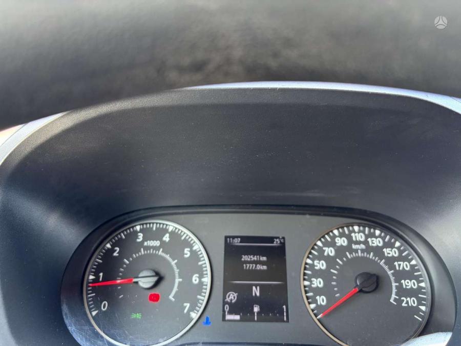 Pelēks Renault Master 2021 Viļņa, ar dzinēja tilpumu 2.30 L un nobraukumu 203 tūkst. km par 12900 €, foto 23 vietnē AUTOMOTO.COM.LV