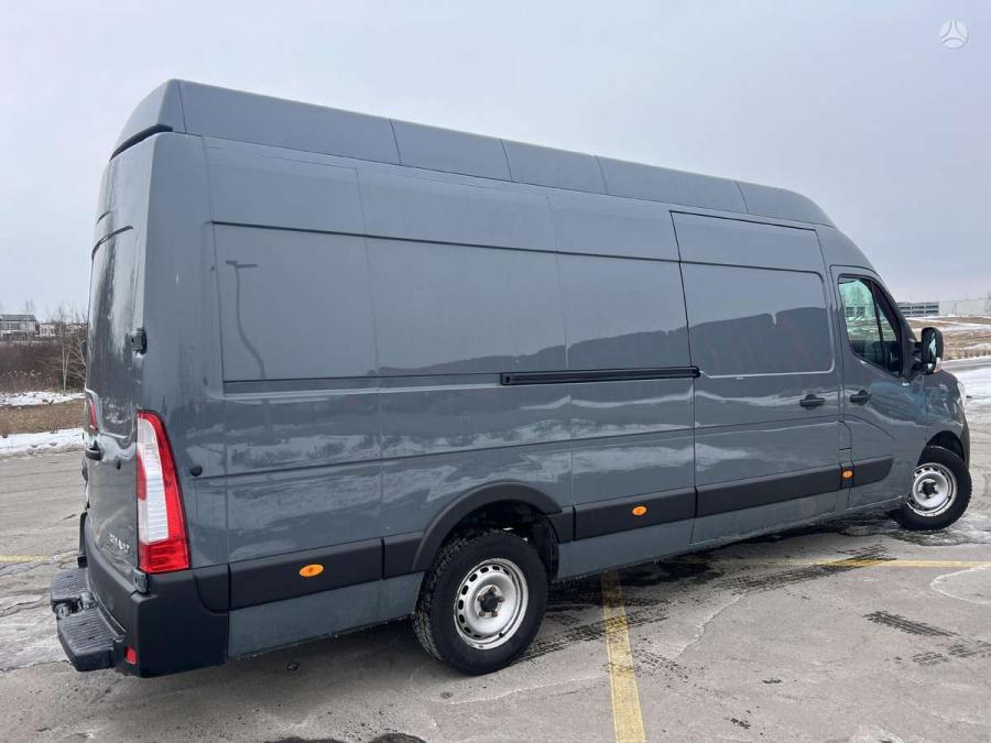 Pelēks Renault Master 2022 Klaipėda, ar dzinēja tilpumu 2.30 L un nobraukumu 422 tūkst. km par 12500 €, foto 4 vietnē AUTOMOTO.COM.LV