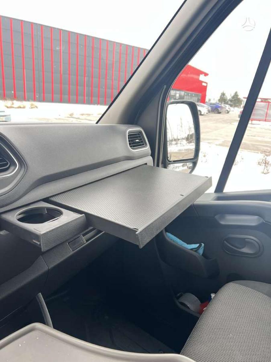 Pelēks Renault Master 2022 Klaipėda, ar dzinēja tilpumu 2.30 L un nobraukumu 422 tūkst. km par 12500 €, foto 9 vietnē AUTOMOTO.COM.LV