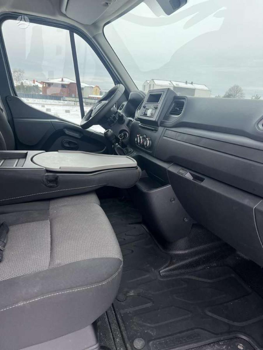 Pelēks Renault Master 2022 Klaipėda, ar dzinēja tilpumu 2.30 L un nobraukumu 422 tūkst. km par 12500 €, foto 12 vietnē AUTOMOTO.COM.LV