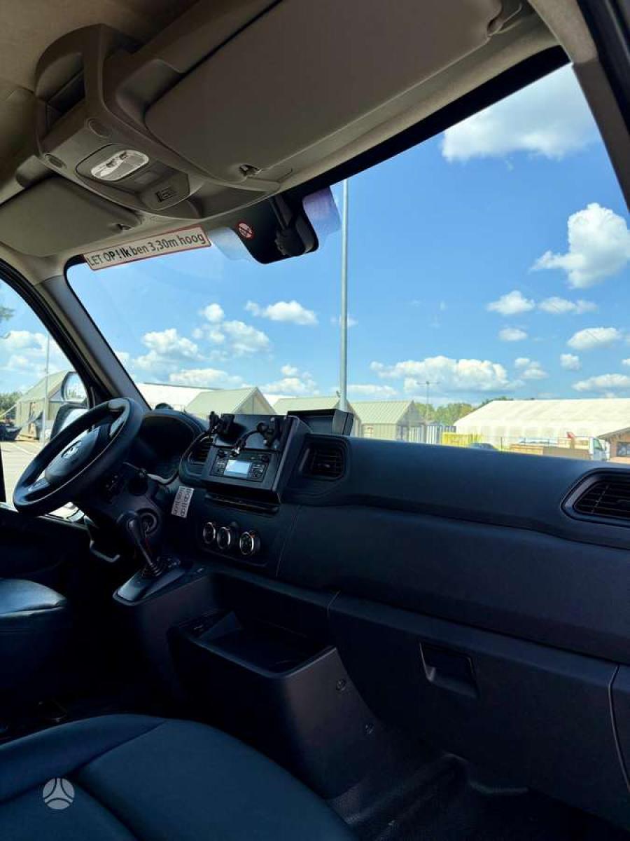Grey Renault Master 2022 in Vilnius, with an engine capacity of 2.30 L and mileage of 202 thousand km for 13900 €, photo 17 on AUTOMOTO.COM.LV