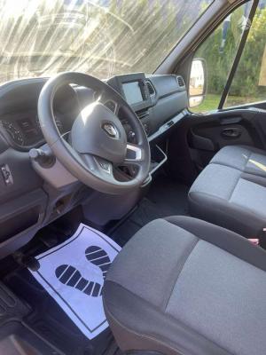 Pelēks Renault Master 2023 Telšiai, ar dzinēja tilpumu 2.30 L un nobraukumu 138 tūkst. km par 15367 €, foto 9 vietnē AUTOMOTO.COM.LV