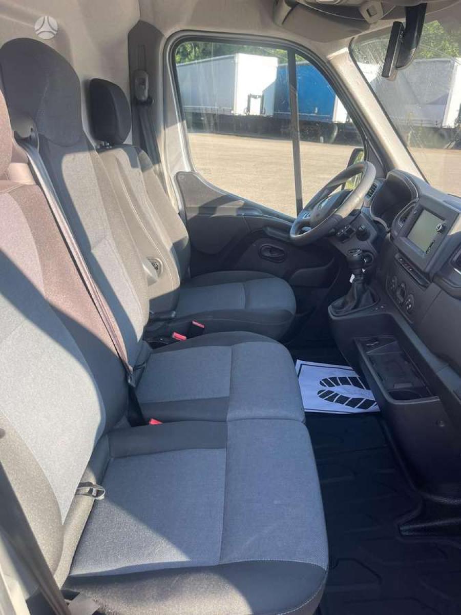 Pelēks Renault Master 2023 Telšiai, ar dzinēja tilpumu 2.30 L un nobraukumu 138 tūkst. km par 15367 €, foto 11 vietnē AUTOMOTO.COM.LV