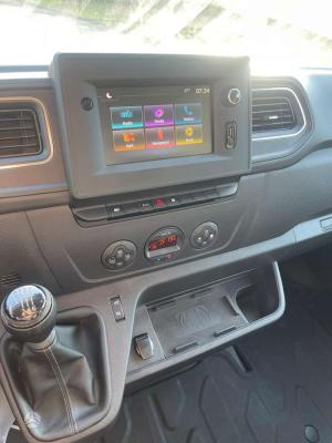 Pelēks Renault Master 2023 Telšiai, ar dzinēja tilpumu 2.30 L un nobraukumu 138 tūkst. km par 15246 €, foto 14 vietnē AUTOMOTO.COM.LV