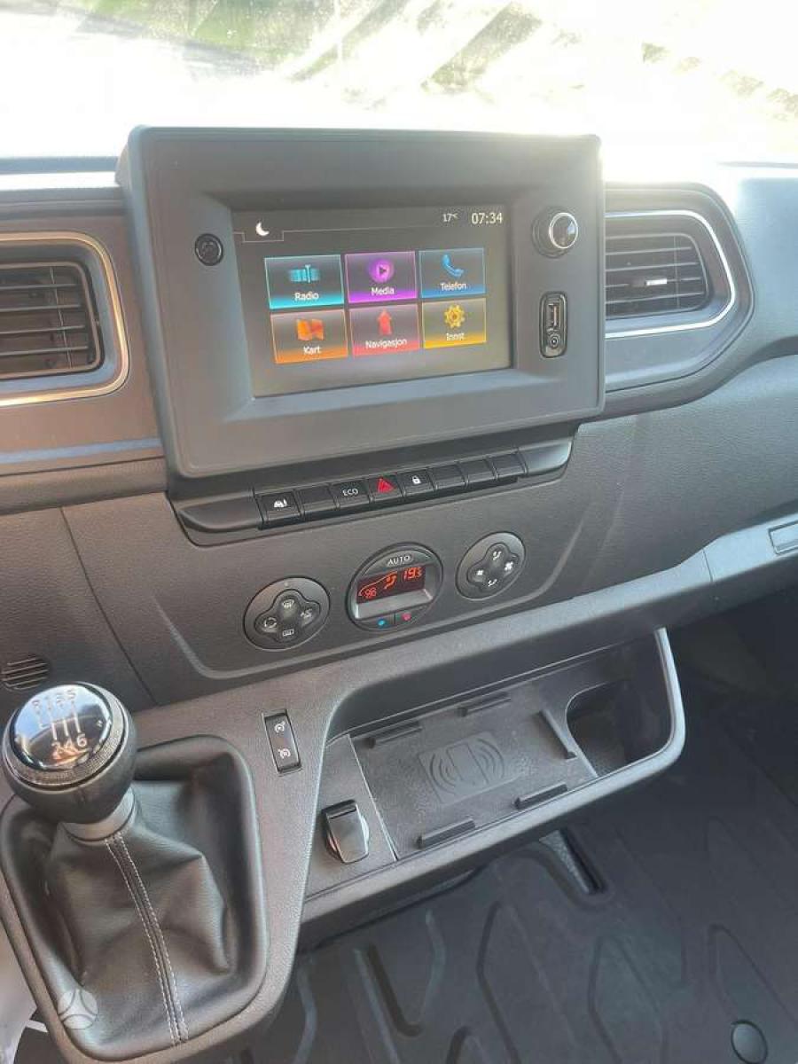 Pelēks Renault Master 2023 Telšiai, ar dzinēja tilpumu 2.30 L un nobraukumu 138 tūkst. km par 15246 €, foto 14 vietnē AUTOMOTO.COM.LV