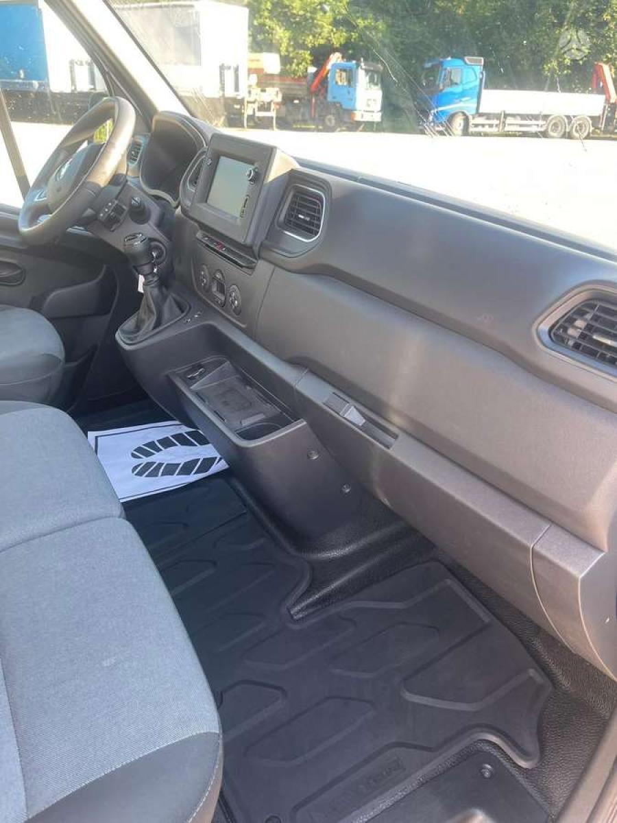 Pelēks Renault Master 2023 Telšiai, ar dzinēja tilpumu 2.30 L un nobraukumu 138 tūkst. km par 15246 €, foto 17 vietnē AUTOMOTO.COM.LV