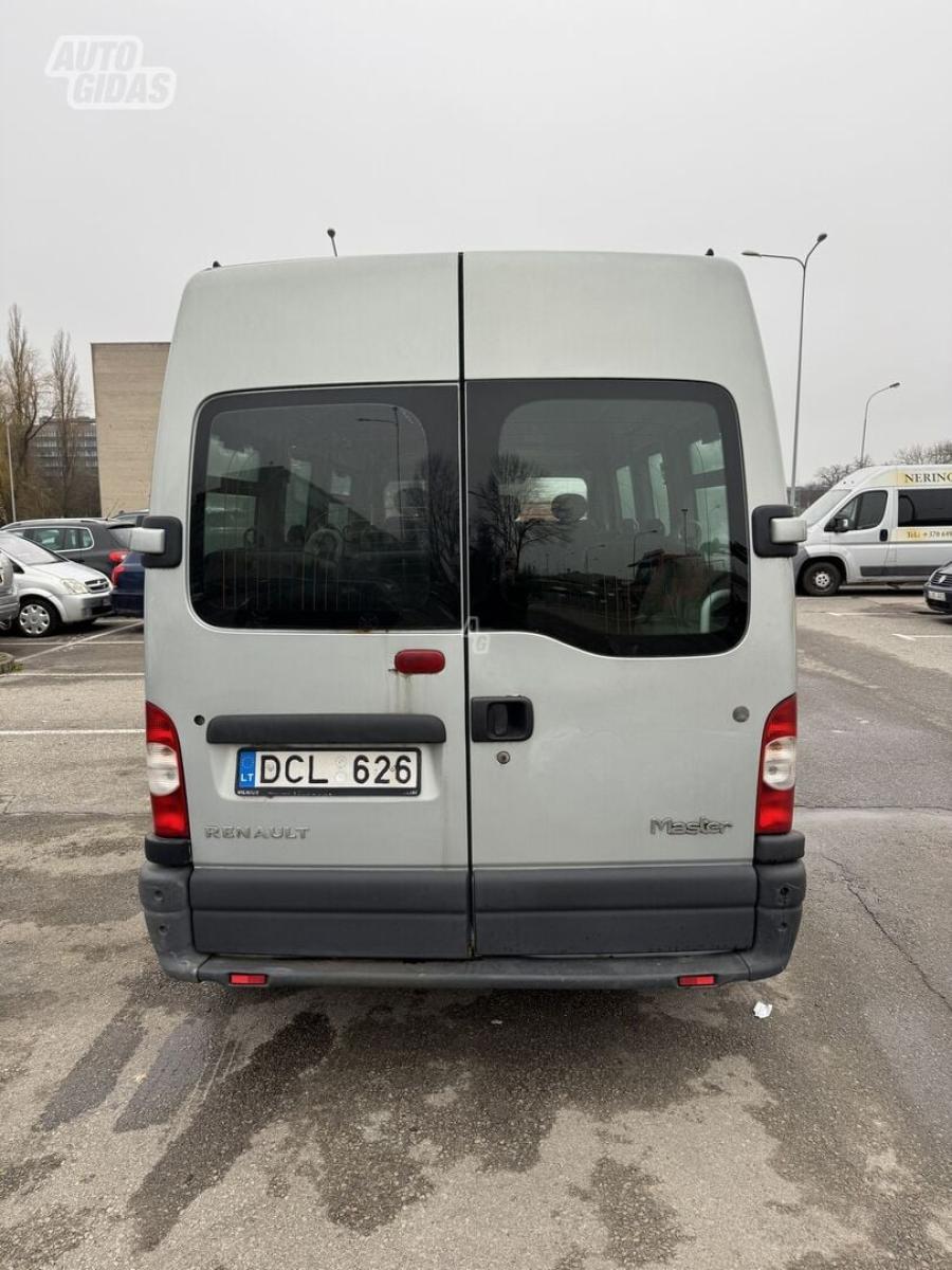 Grey Renault Master 2007 in Klaipeda, with an engine capacity of 2.50 L and mileage of 381 thousand km for 4200 €, photo 7 on AUTOMOTO.COM.LV