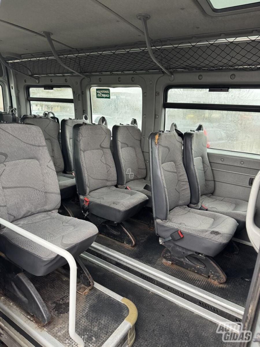 Grey Renault Master 2007 in Klaipeda, with an engine capacity of 2.50 L and mileage of 381 thousand km for 4200 €, photo 11 on AUTOMOTO.COM.LV