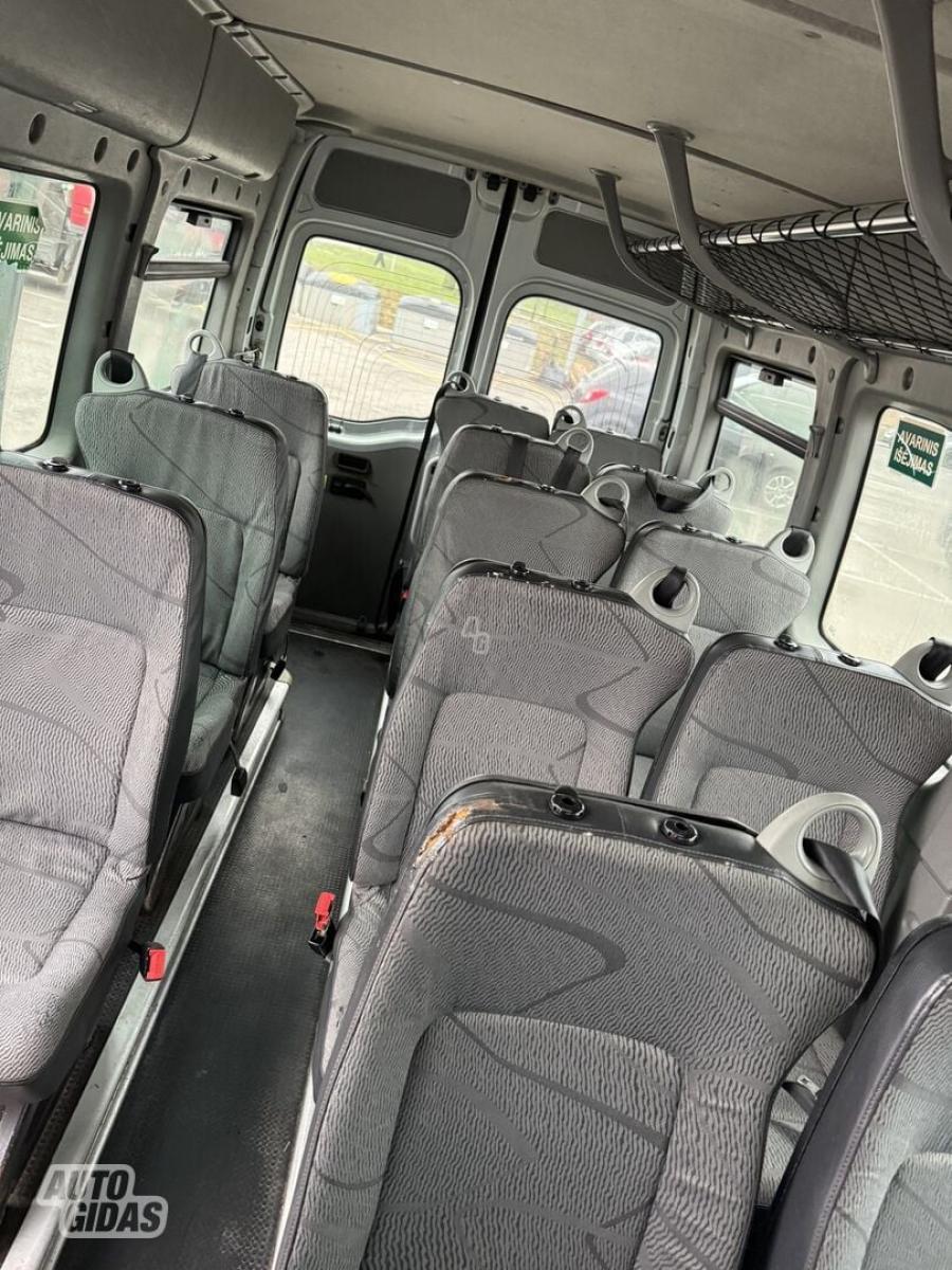 Grey Renault Master 2007 in Klaipeda, with an engine capacity of 2.50 L and mileage of 381 thousand km for 4200 €, photo 12 on AUTOMOTO.COM.LV