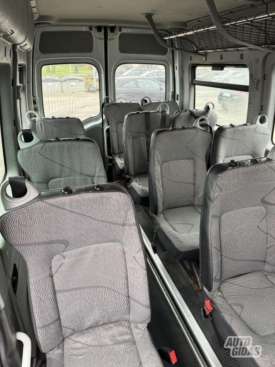 Grey Renault Master 2007 in Klaipeda, with an engine capacity of 2.50 L and mileage of 381 thousand km for 4200 €, photo 13 on AUTOMOTO.COM.LV