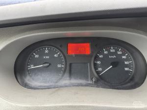 Grey Renault Master 2007 in Klaipeda, with an engine capacity of 2.50 L and mileage of 381 thousand km for 4200 €, photo 16 on AUTOMOTO.COM.LV