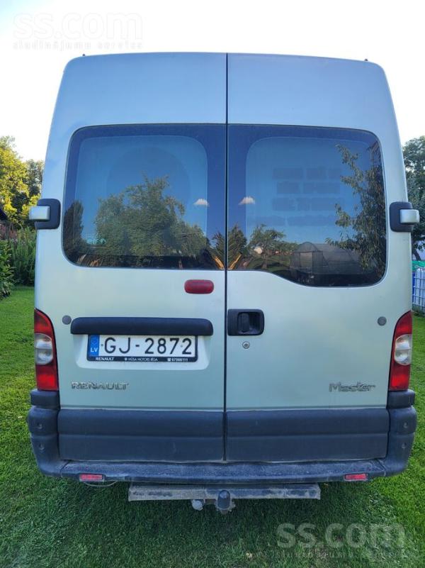 Pelēks Renault Master 2007 Cēsis, ar dzinēja tilpumu 2.50 L un nobraukumu 225 tūkst. km par 5500 €, foto 2 vietnē AUTOMOTO.COM.LV